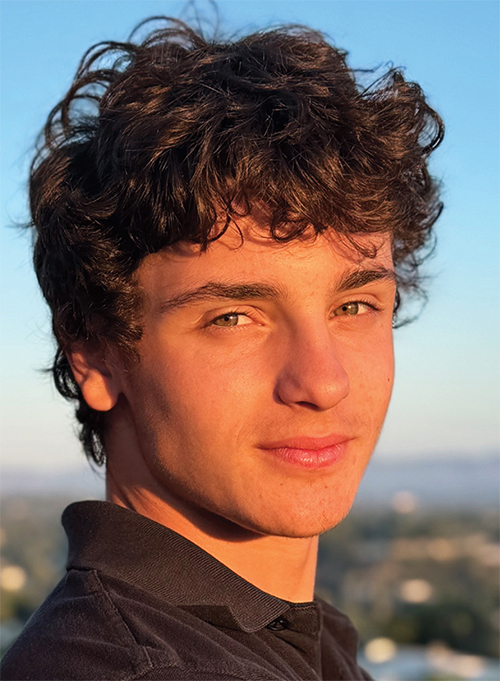 What’s the Big Dilly Dilly? | LES Alumni